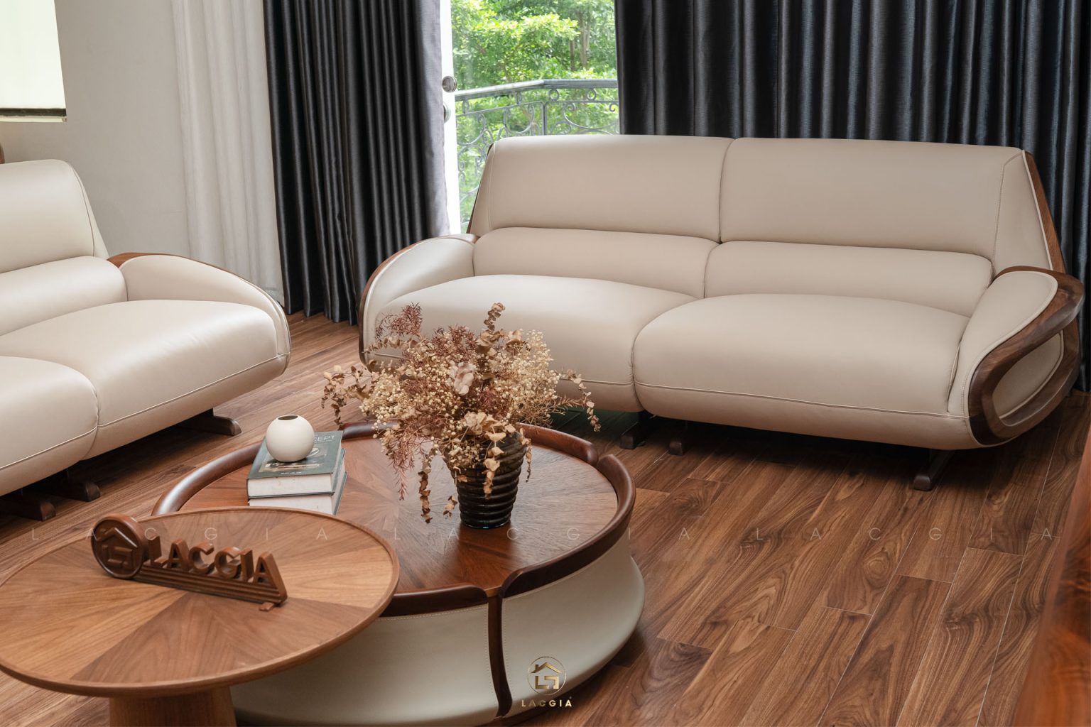 Sofa Gỗ Óc Chó Orion – Đẳng Cấp Cho Không Gian Sống